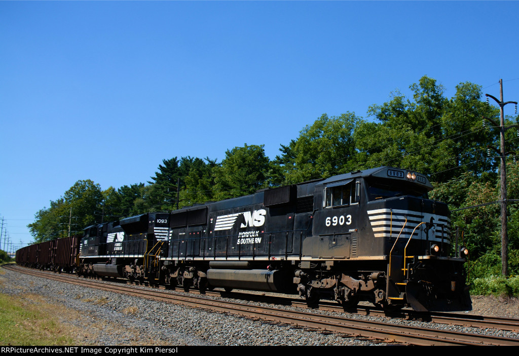 NS 6903 Train 927 Herzog Ballast